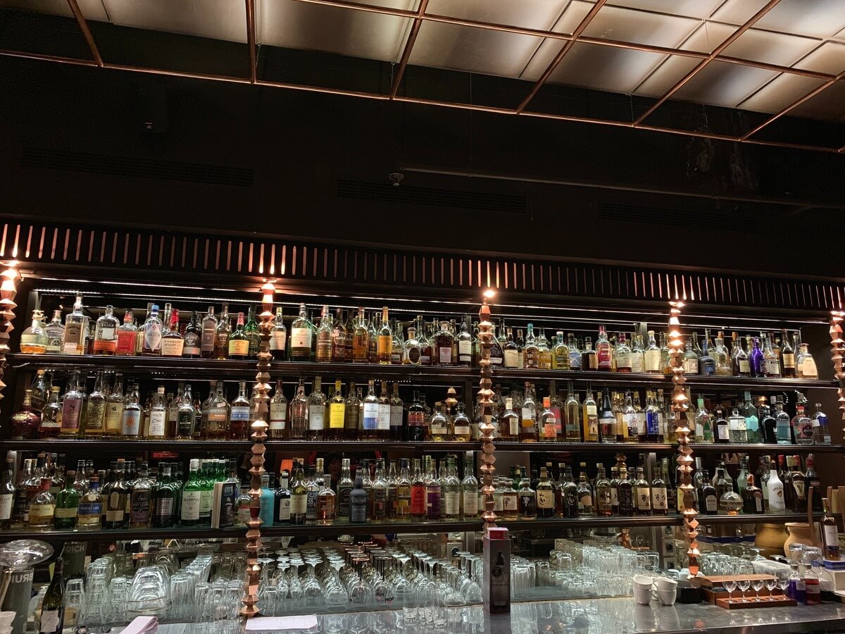 12 Bar & Club SCBD Buat Nge-Chill Sambil Minum-Minum - Jakarta Party Club